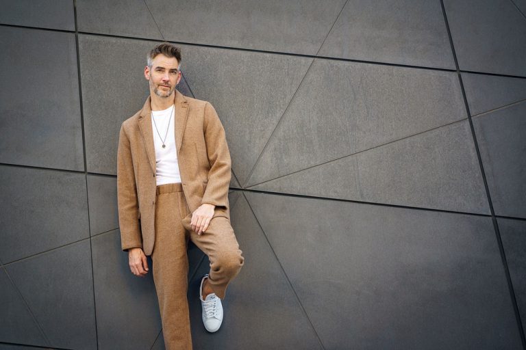 Matthew Kevin Anderson - Moves | Fashion & Lifestyle... Online